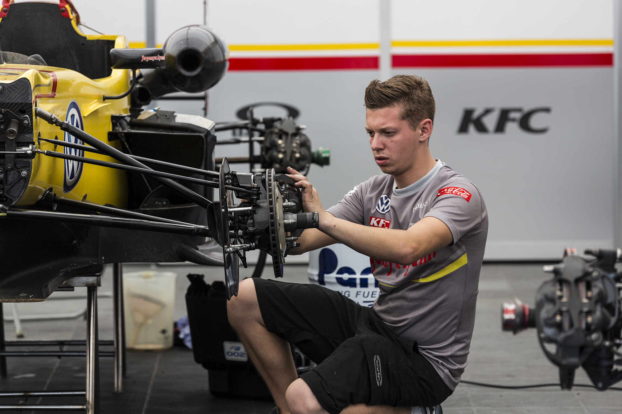 Motorsport Custom Position Sensor Manufacturer | Variohm Group